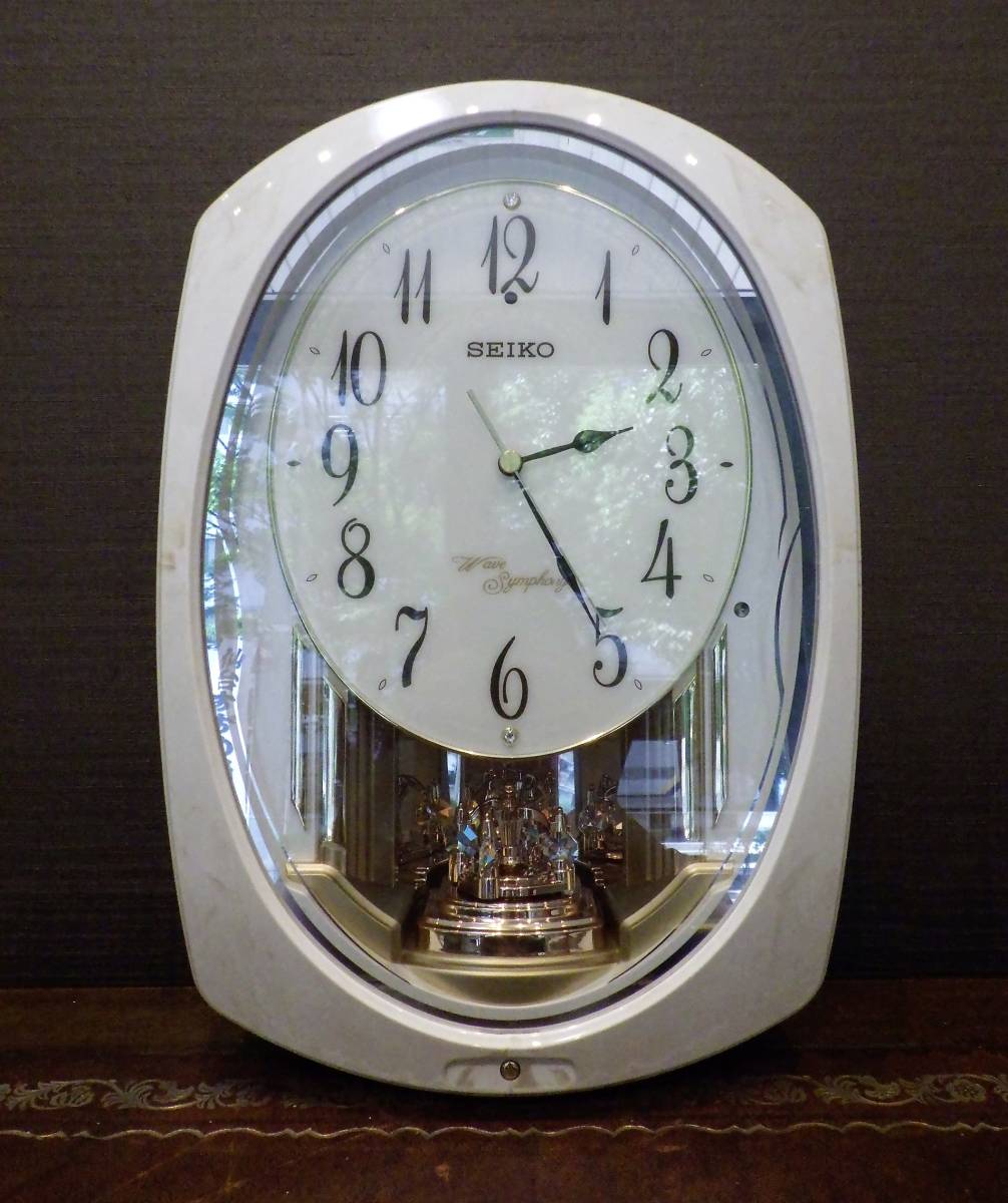【目立った傷や汚れなし】美品 SEIKO/セイコー 電波壁掛け時計 AM261A 回転飾り メロディ アナログ 時計/掛時計/電波クロック ...
