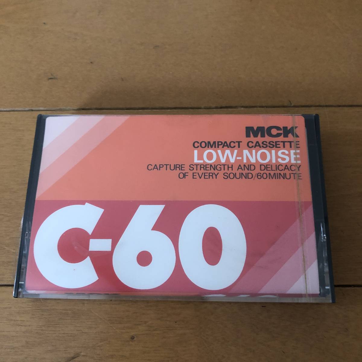 【やや傷や汚れあり】未開封 MCKカセットテープ C-60 ②の落札情報詳細 - ヤフオク落札価格検索 オークフリー