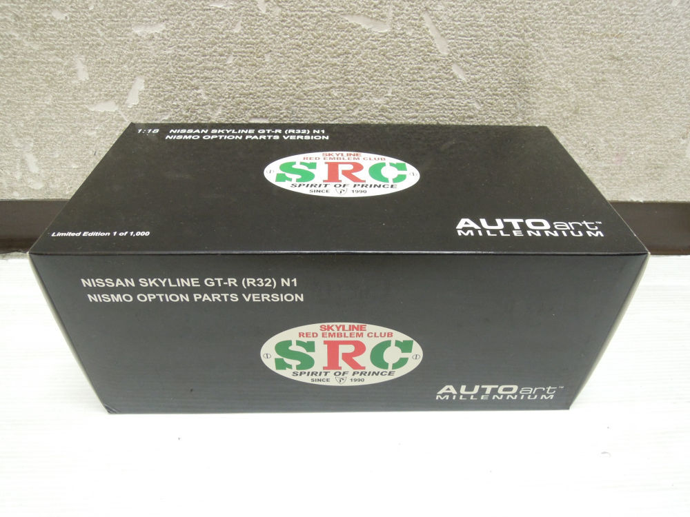 【やや傷や汚れあり】2520) 1/18 AUTOart オートアート 77344A 日産 スカイライン GT-R R32 N1 ...