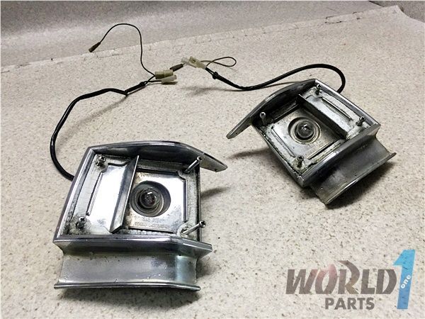 【傷や汚れあり】TA27 セリカ リフトバック 前期 純正 フロント コーナーランプ レンズ無し 左右セット 電装品 KOITO 14-39 LB 1600GT CELICA 旧車 当時物の ...