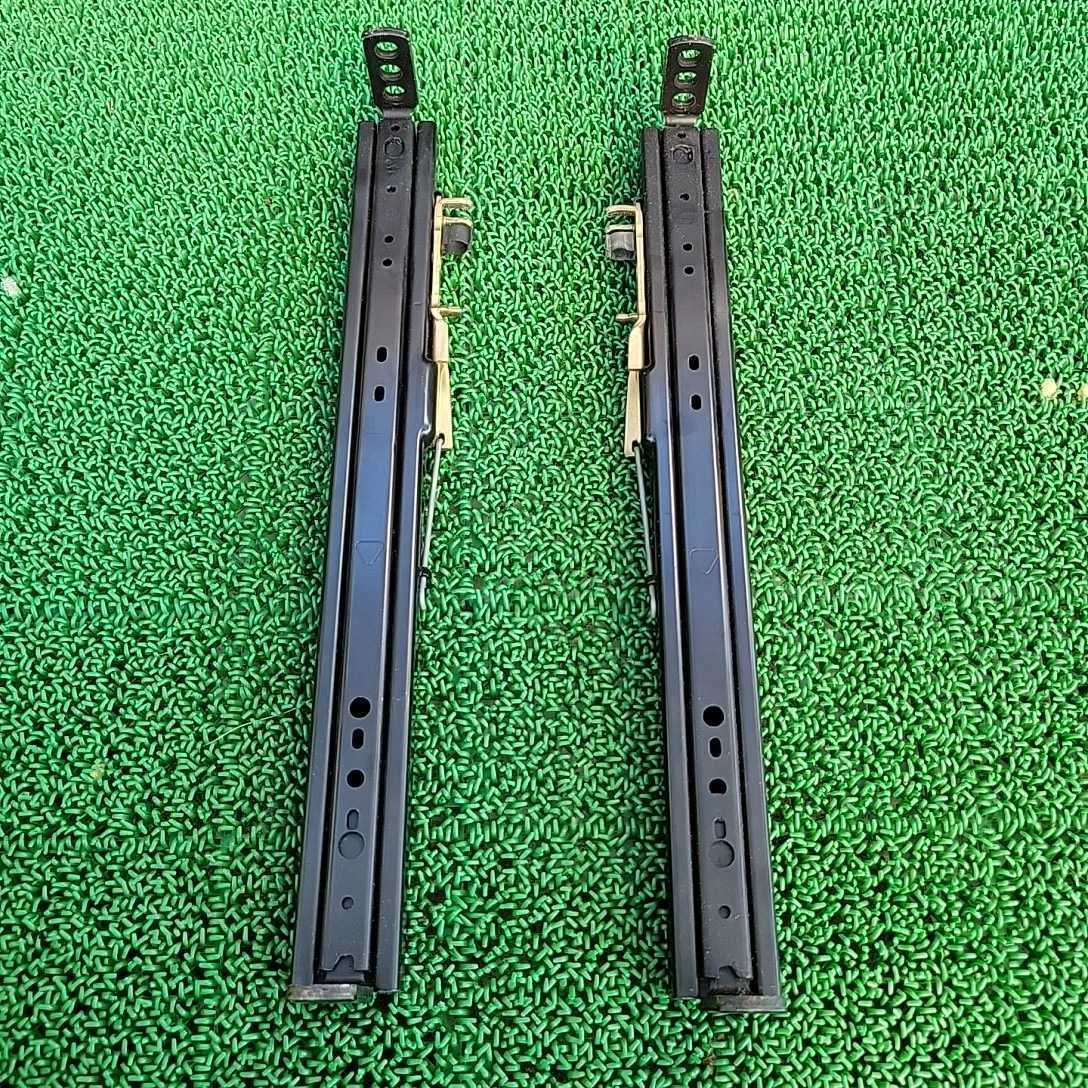 【やや傷や汚れあり】RECAROレカロ スライドレールのみ 460202/560202の落札情報詳細 - ヤフオク落札価格情報 オークフリー