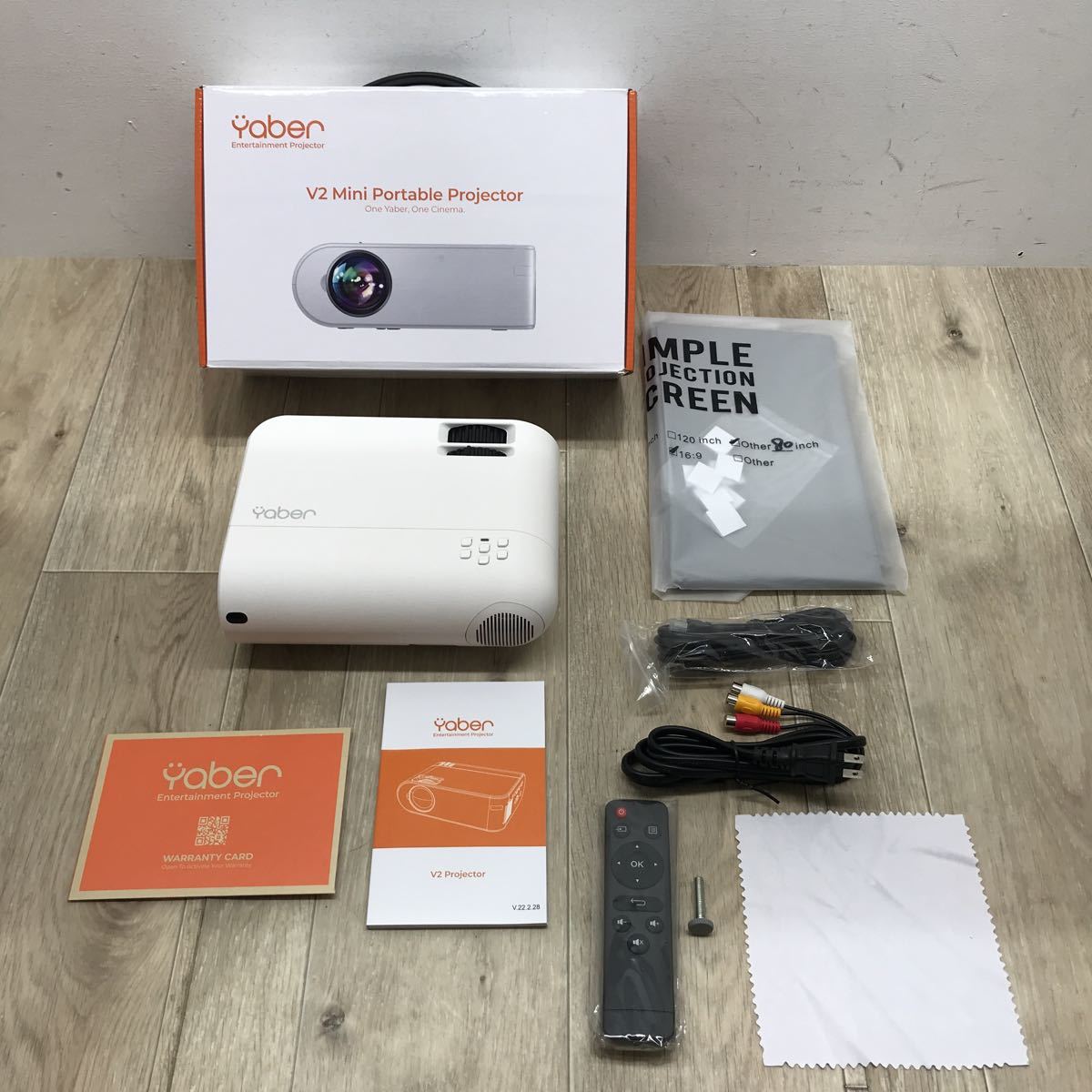 smart portable projector D13 1080p ultra hd Android7.1.2 中古 【送料無料】 の落札 ...
