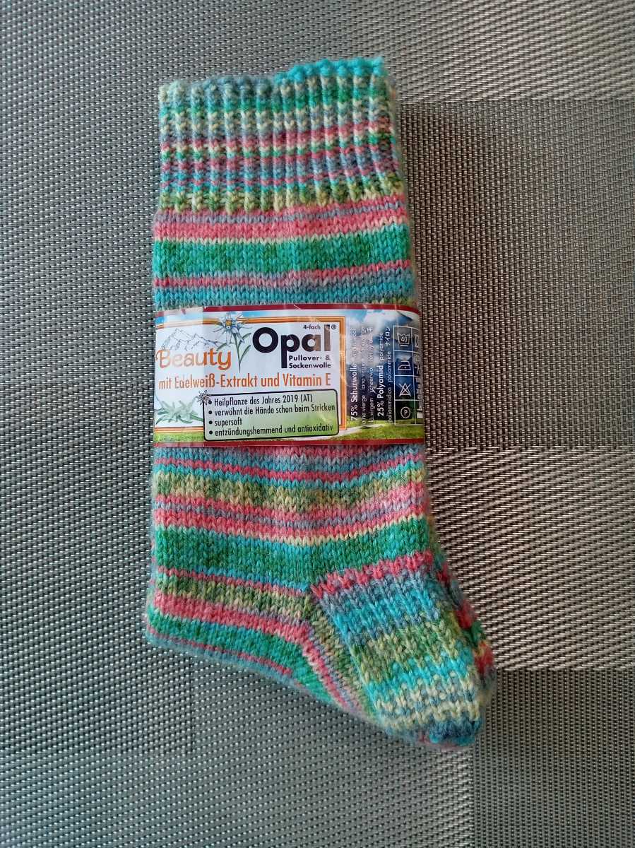 【未使用】Opal ビューティー ハンドメイド 手編み靴下 ソックヤーン ウール 毛糸の靴下 登山 アウトドア 女性用22~24cm オパール 冷え取り 温活の落札情報詳細 - ヤフオク落札 ...