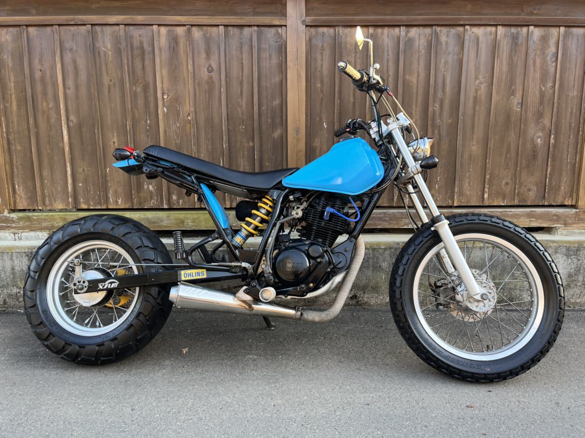 【傷や汚れあり】YAMAHA TW200 ディスクブレーキ!!ロンスイ!!スカチューン!!スーパートラップマフラー 【動画あり】(検 FTR ...
