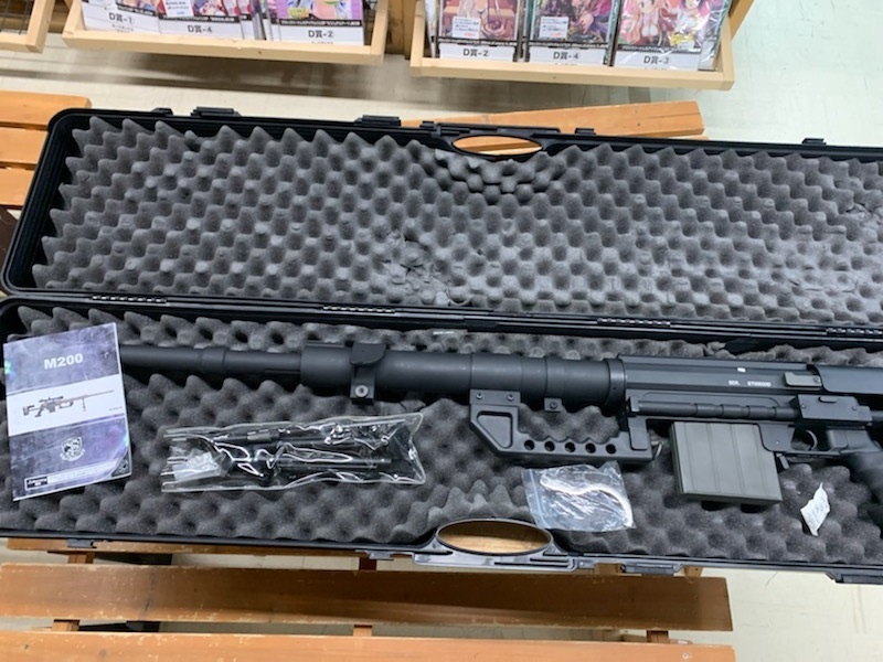 【やや傷や汚れあり】S&T エアーコッキングライフル Chey-Tac M200 BK ハードガンケース付き 動作良好 初速96.05m/s ...