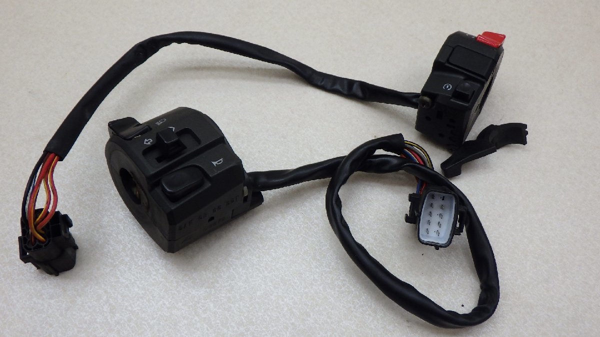 【傷や汚れあり】A855 モンスター800IE スイッチボックス左右 ドゥカティ MONSTER DUCATIの落札情報詳細 - ヤフオク落札 ...