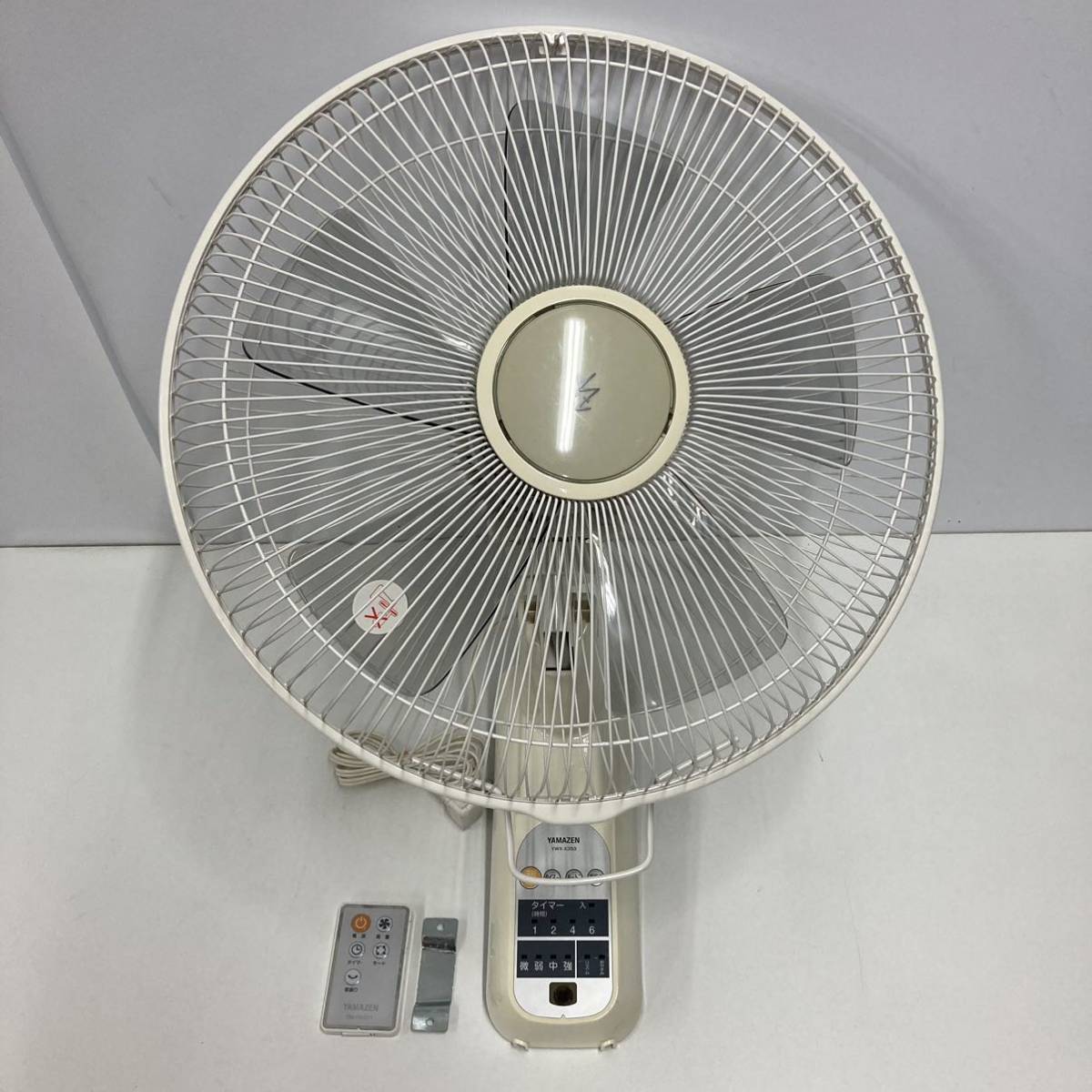 【やや傷や汚れあり】YAMAZEN 35cm壁掛け扇風機 2016年製 YWX-K353(W)の落札情報詳細 - ヤフオク落札価格検索 オークフリー