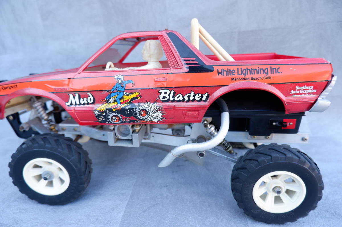 【やや傷や汚れあり】京商 ’83 エンジン式ラジコン（ダットサンNewダッシュ 4WD）4×4 良品クラスの落札情報詳細 - Yahoo!オークション落札価格検索 オークフリー