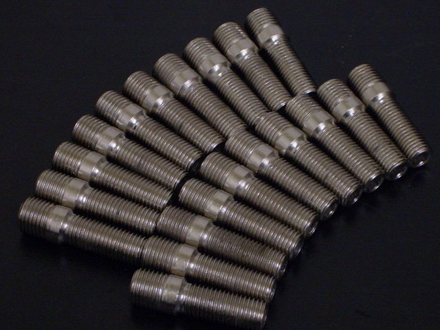 【未使用】VW フォルクスワーゲンオーナーに朗報！ M14(P1.5)→M12(P1.5) ハブスタッドボルト ホイール側30mm 20本 M14の落札情報詳細 - Yahoo!オークション ...