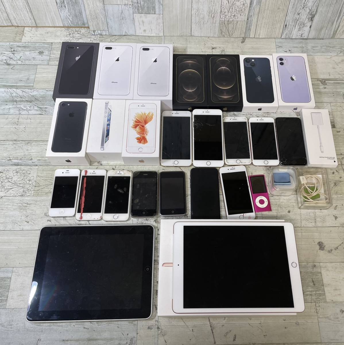 【やや傷や汚れあり】吉吉233 1円オークション お値打ち iPhone iPod iPad まとめ 3G 4 5 5S 6 6S 6PLUS 8 iPod touch iPod nano ...