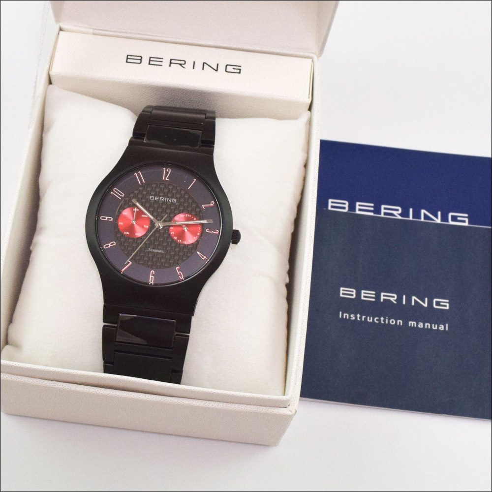 【未使用】未使用 定価33,480円 BERING ベーリング LINK TITANIUM リンク チタニウム 腕時計 39mm 11939 ...