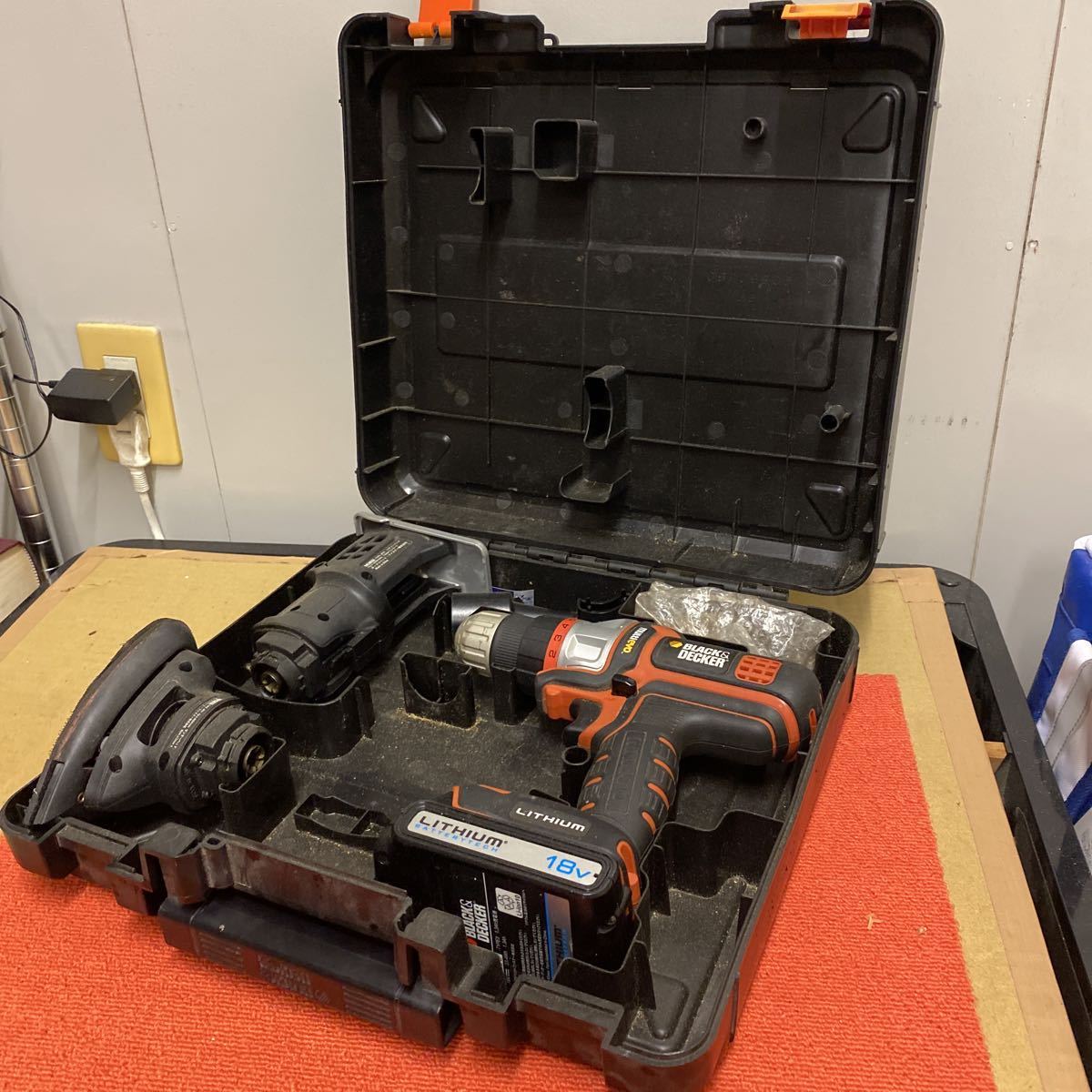 【傷や汚れあり】jp01 BLACK+DECKER ブラックアンドデッカー EVO183B1 18V マルチツール ベーシック 電動ドリル 中古品の落札情報詳細 - Yahoo!オークション ...