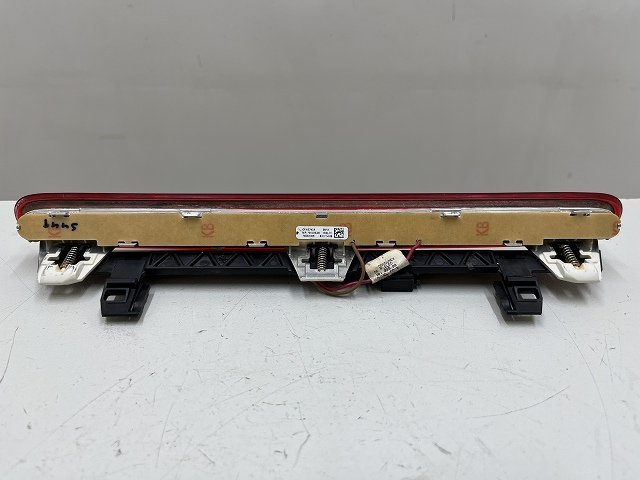【傷や汚れあり】★ VW ザ・ビートル 2015年 16CBZ ハイマウントストップランプ 5C5945097B (在庫No:A36371 ...