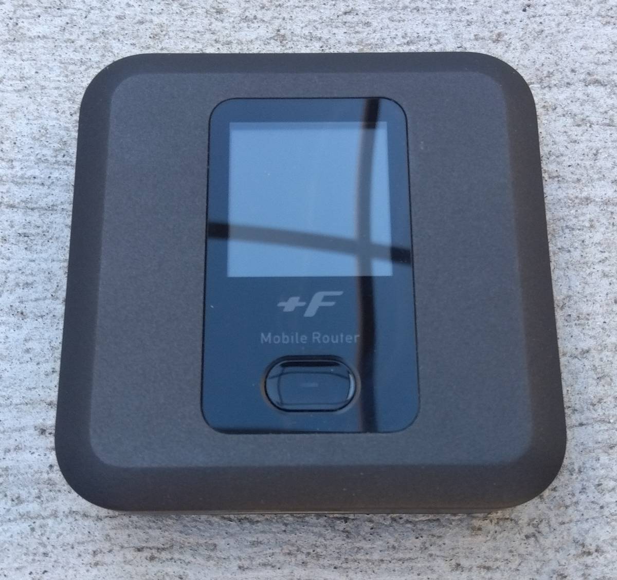 【目立った傷や汚れなし】FUJISOFT 富士ソフト モバイルルーター FS040Wの落札情報詳細 - ヤフオク落札価格検索 オークフリー