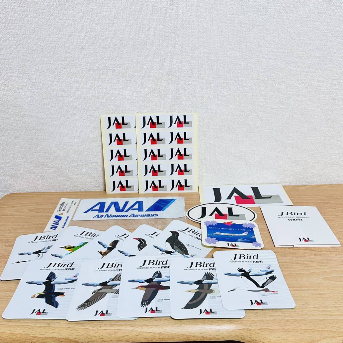 【未使用に近い】未使用 ステッカー JAL ANA Jbird 日本航空 シール まとめの落札情報詳細 - ヤフオク落札価格検索 オークフリー