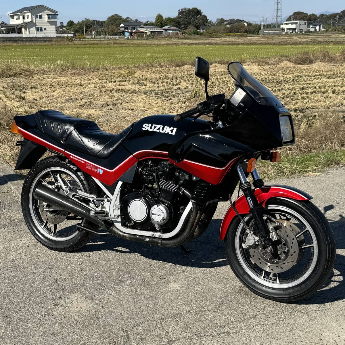 【傷や汚れあり】スズキ GSX400FW 好調 希少 カワサキホンダヤマハ検)CB FZR GT MVX NS TZ NSR FZR CBR ジェイド バリオス クラブマン 刀 GK71A ...