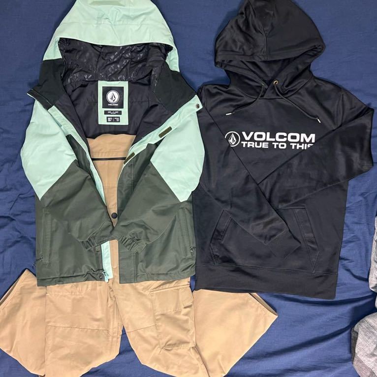 【やや傷や汚れあり】送料無料 VOLCOMボルコム キッズ スノーボード ウエア3点セット L XL子供用 140 150ビブパンツ ...