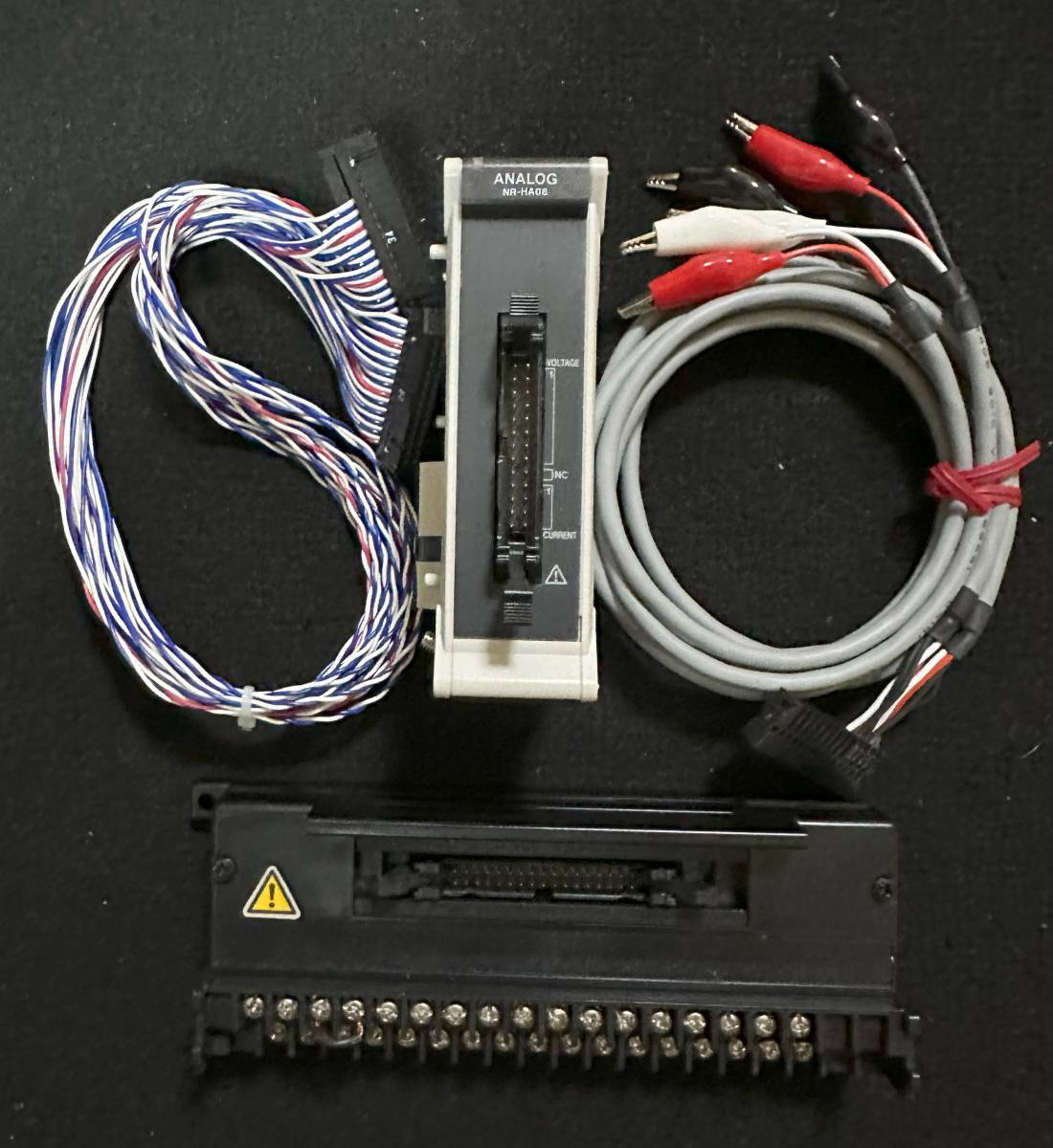 【目立った傷や汚れなし】KEYENCE NR-HA08 計測ユニット ケーブル付き ② 中古の落札情報詳細 - ヤフオク落札価格検索 オークフリー