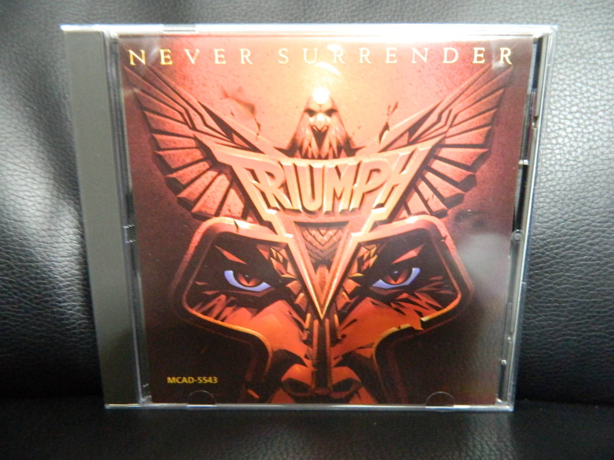 【やや傷や汚れあり】(31) TRIUMPH / NEVER SURRENDER 輸入盤 ジャケ傷み、経年の汚れありの落札情報詳細 - ヤフオク落札価格検索 オークフリー