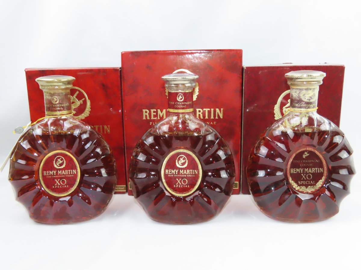 【目立った傷や汚れなし】【AMT-9661】未開栓 REMY MARTIN レミーマルタン XO SPECIAL スペシャル 700ml 40％ COGNAC コニャック ブランデー クリア ...