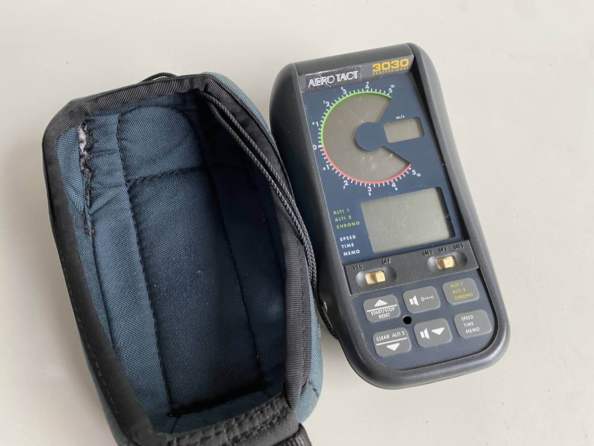 【傷や汚れあり】⑤t238 バリオメーター パラグライダー FLYTEC 3030 レジャー ケース AG Switzerland ...