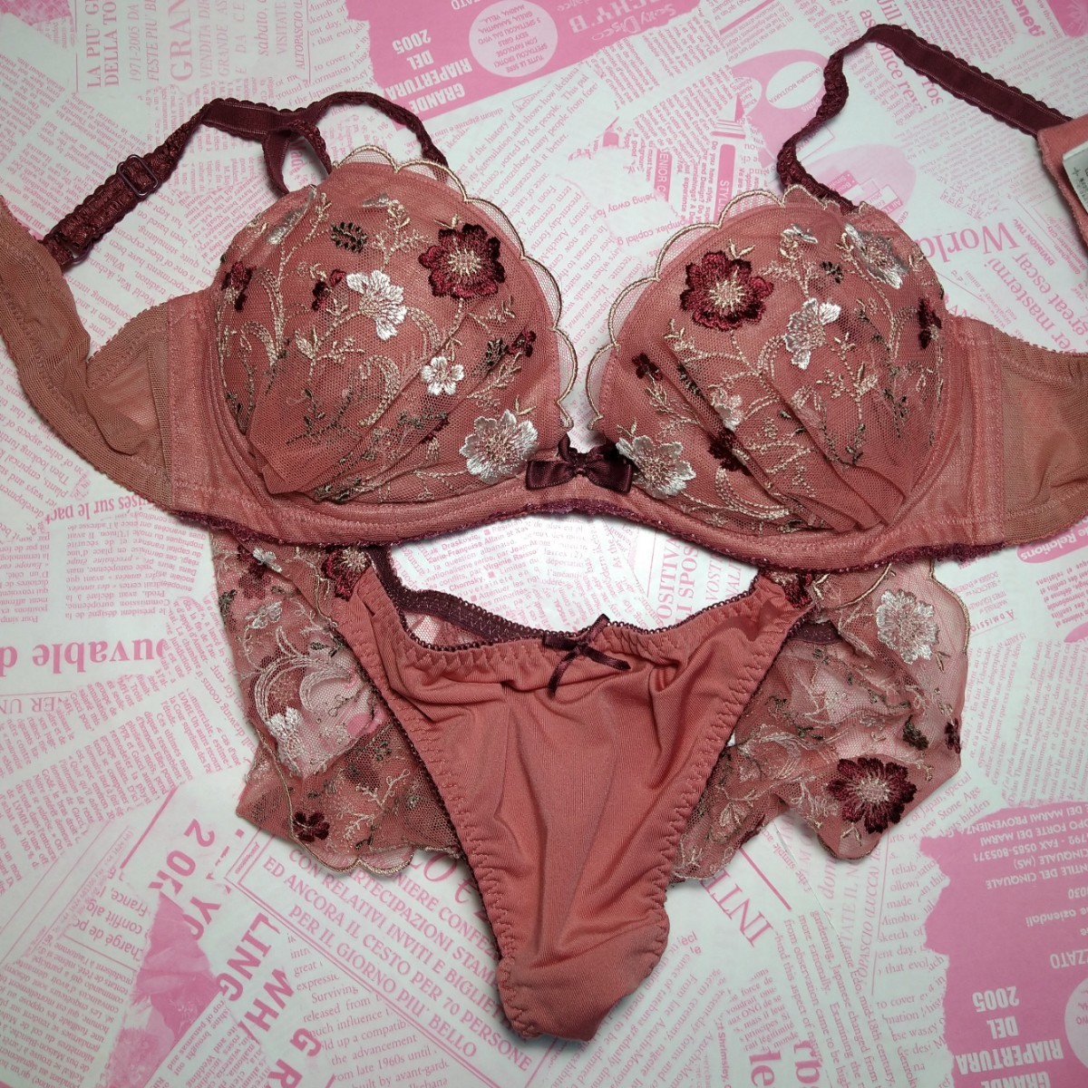 【未使用】No.3*Wing/C65/美乳&スレンダー系女子高生～綺麗なお姉さんのブラ《ECO/匿名発送》 D%++の落札情報詳細 - ヤフオク落札価格検索 オークフリー