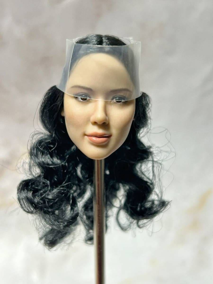 【目立った傷や汚れなし】① TBLeague/Phicen ヘッドパーツ 女性フィギュア用 1/6スケールヘッド カスタム 黒髪 ウェーブ ...