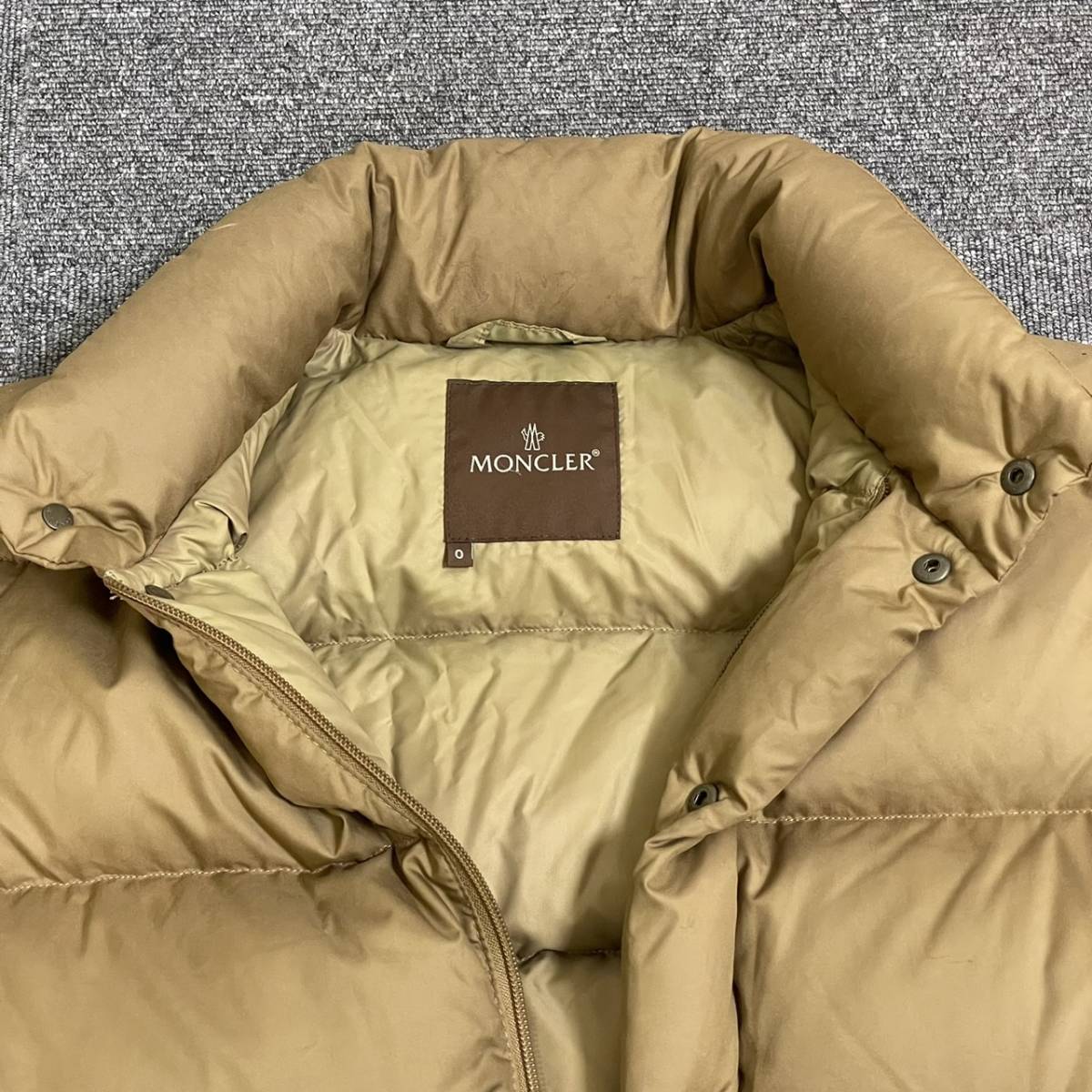 【傷や汚れあり】【MIA-10166YN】1円 ～ MONCLER モンクレール レディース ダウンジャケット サイズ0 ベージュ系 G32 ...