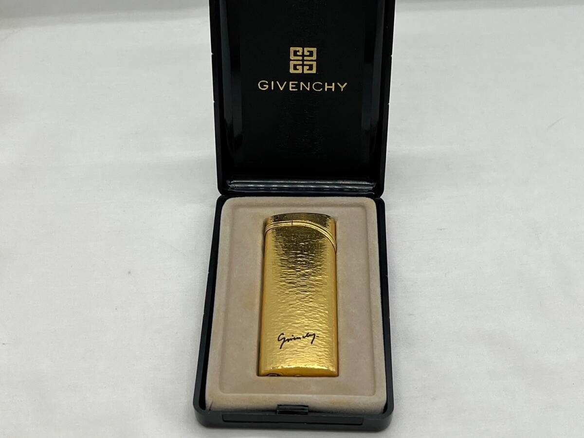 【傷や汚れあり】GIVENCHY ジバンシー 2000 ライター ガスライター ゴールド カラー 火花OK 喫煙具 喫煙グッズ 5365-Bの ...