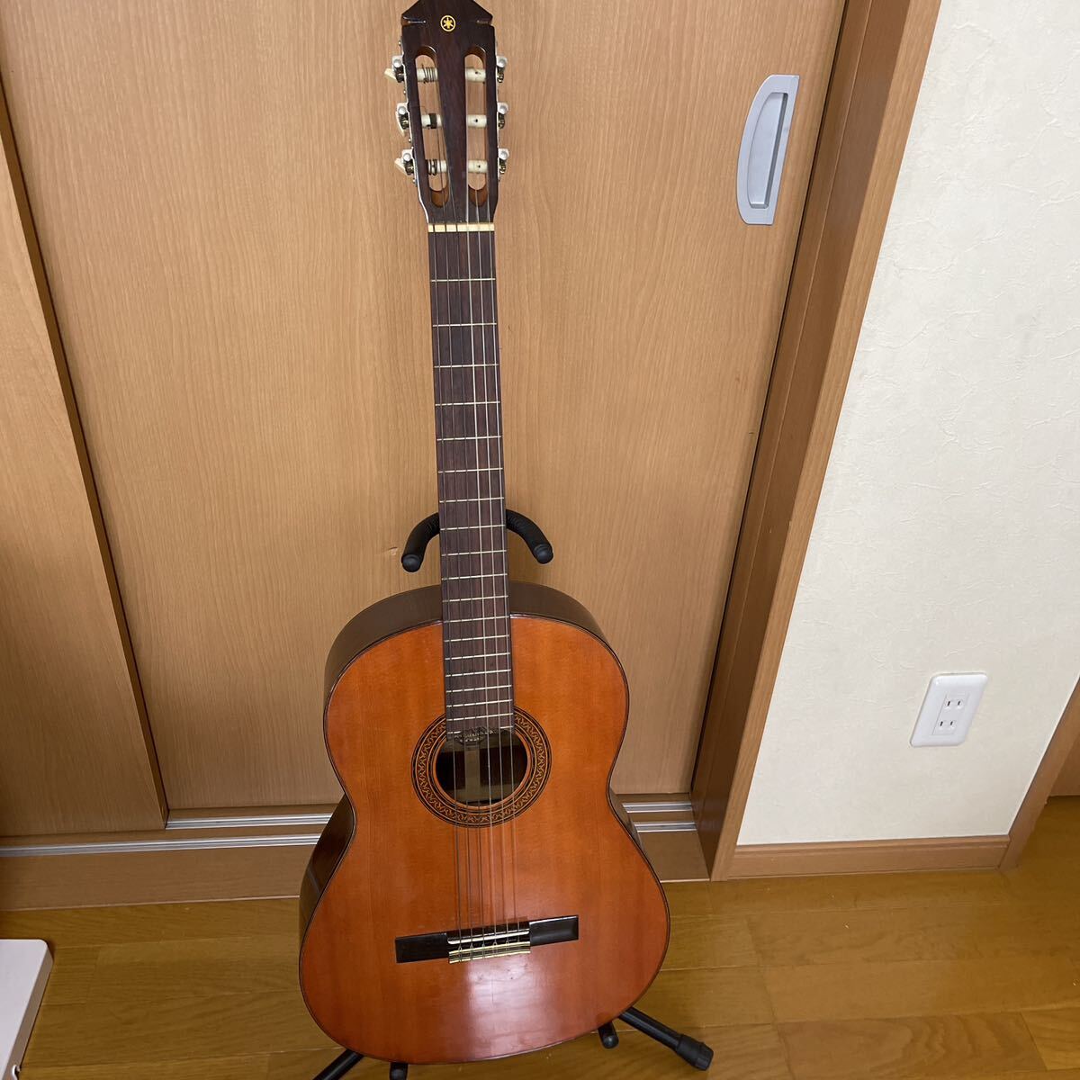 【傷や汚れあり】クラシックギター YAMAHA G100D 弦楽器 Guitar 中古品の落札情報詳細 - Yahoo!オークション落札価格検索 オークフリー