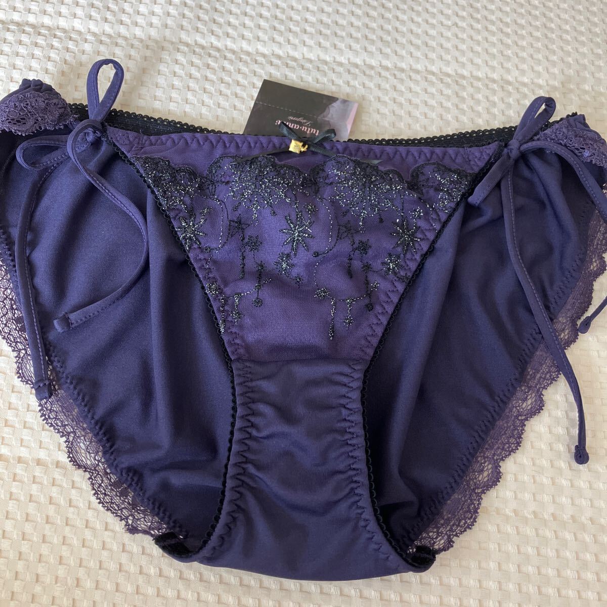 【新品】★チュチュアンナ[tutuanna]★ミントグリーン★ 優しい雰囲気の刺繍パンティ★L★整理品★難ありの落札情報詳細 - ヤフオク落札 ...