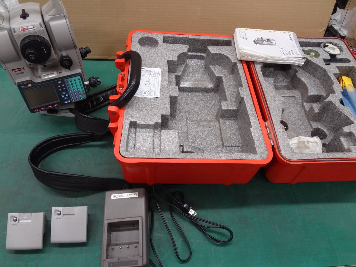 【傷や汚れあり】 SOKKIA ソキア トータルステーション SET3030R 測量機器 充電器 CDC39 3の落札情報詳細 - Yahoo ...