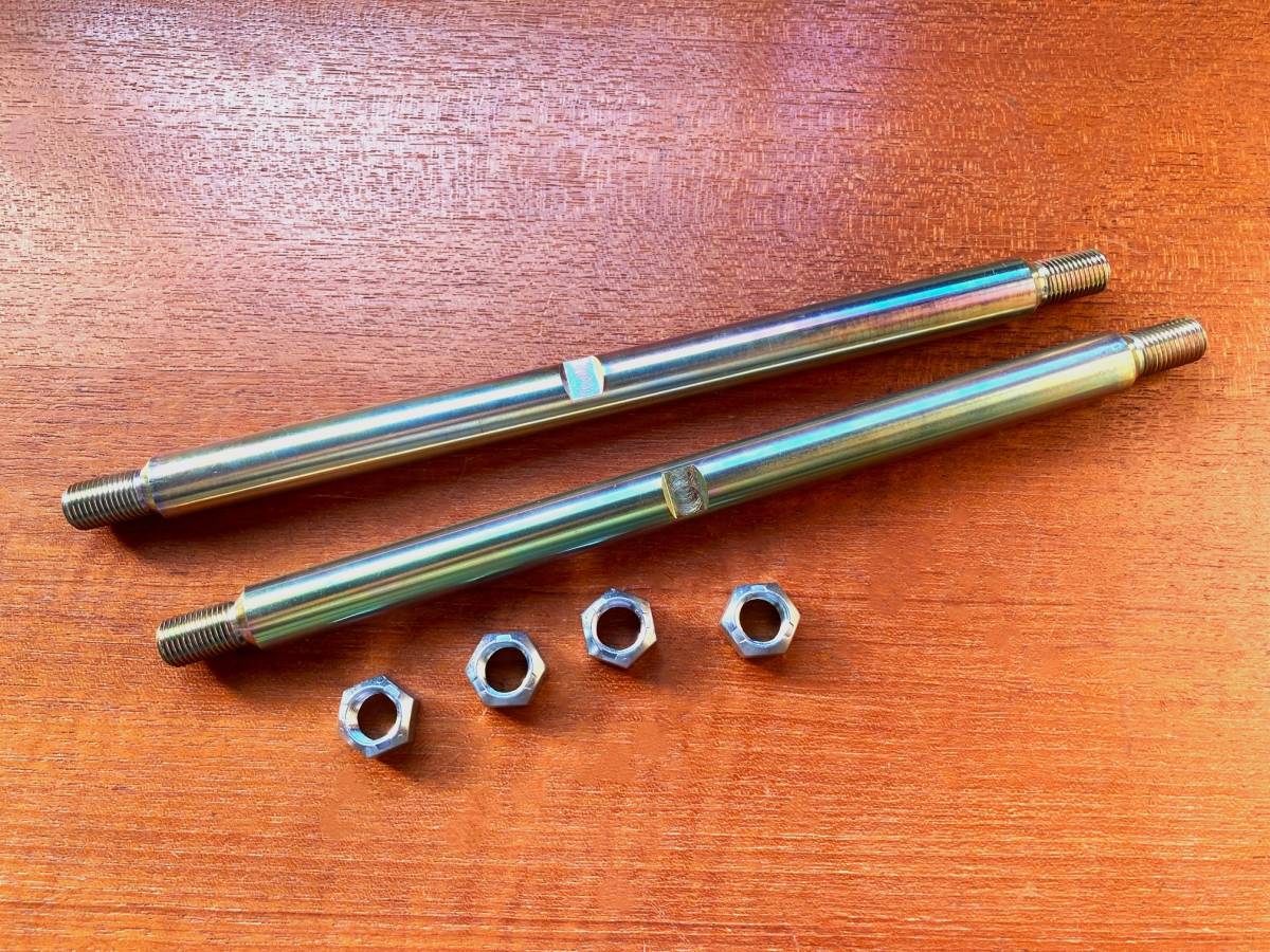 【未使用】日産 フェアレディZ S30 リアロアアーム スピンドル シャフト 純正部品 L24 L20 L型 S20 S31 R180 R192 R200 L28 432 240ZG 億兆雲の ...