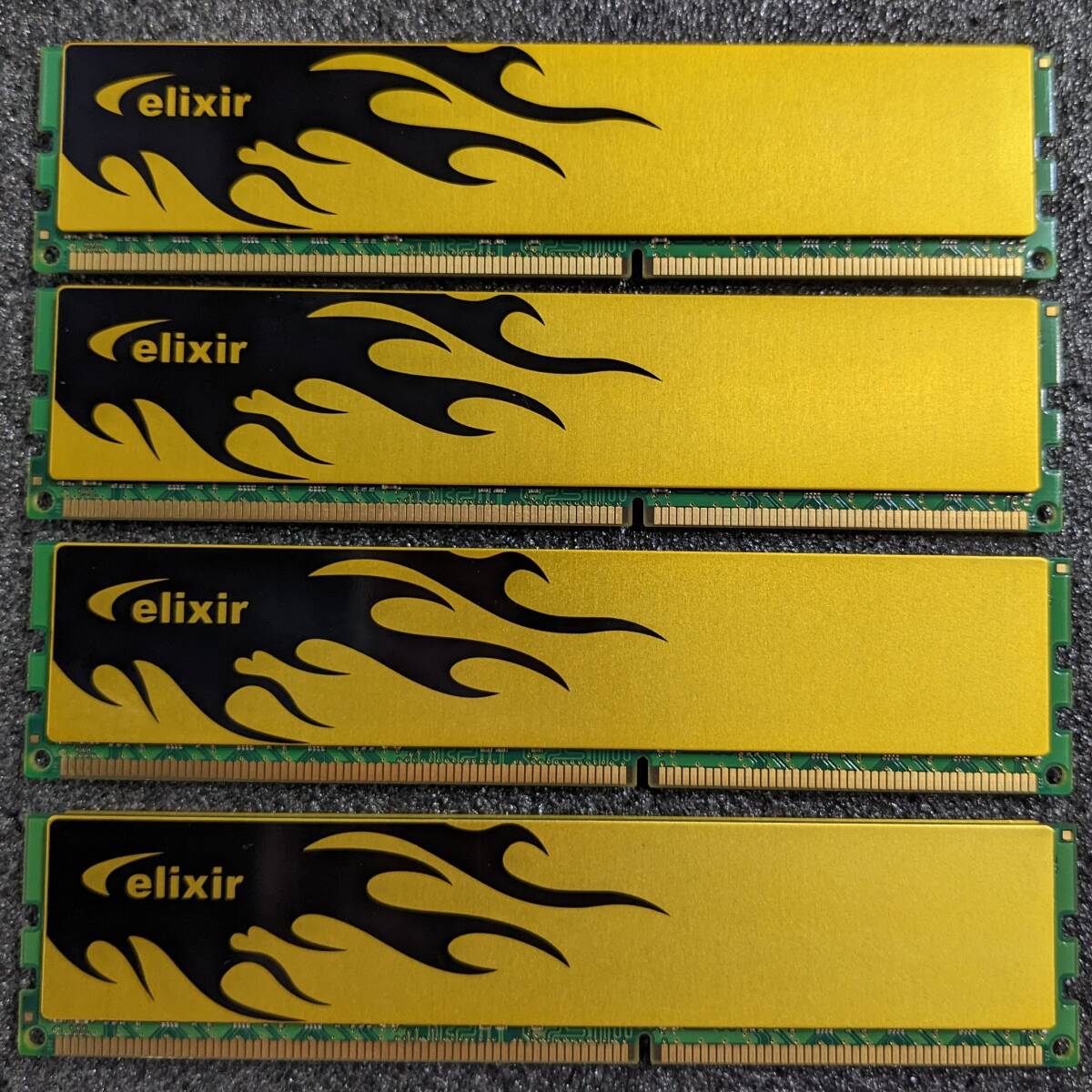 【目立った傷や汚れなし】【中古】DDR3メモリ 8GB(2GB4枚組) CFD elixir W3U1600HQ-2G [DDR3-1600 PC3-12800]の落札情報詳細 - Yahoo ...