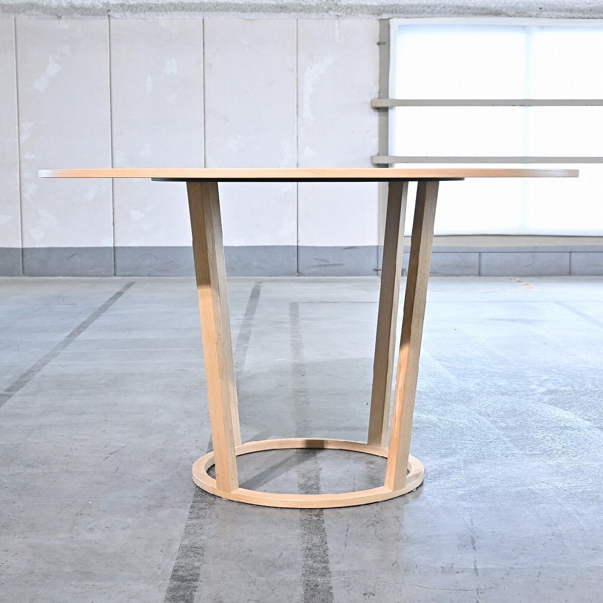 【傷や汚れあり】cassina ixc 30万「CENA／チューナ」ダイニングテーブル リビング ラウンド 丸 北欧 ナチュラル モダン オーク材 カッシーナイクスシーの落札情報詳細 ...