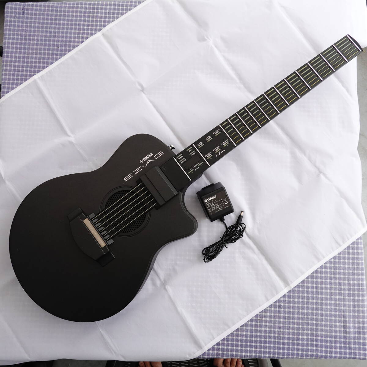 【目立った傷や汚れなし】中古 YAMAHA ヤマハ EZ-EG イージーギター 光るギター 電子ギター スピーカー内臓 電子楽器 MIDI対応の落札情報詳細 - Yahoo!オークション落札 ...