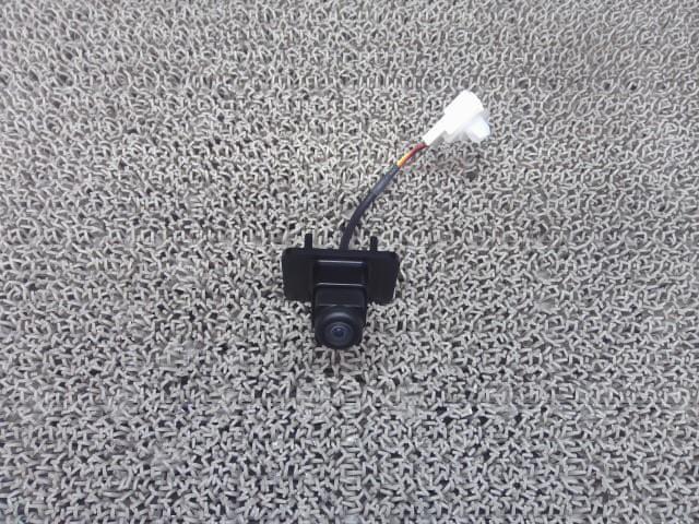 【傷や汚れあり】☆平成29年 スペーシア ハイブリッド MK53S カメラ リア用 バックドア用 39970-79R30 39970 ...