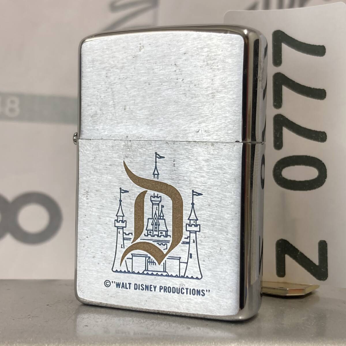 【未使用】MM51 希少 未使用 未着火 Zippo 1980年製造 Disney プロダクト 公式 シンデレラ城 Dロゴ スリム ジッポ ...