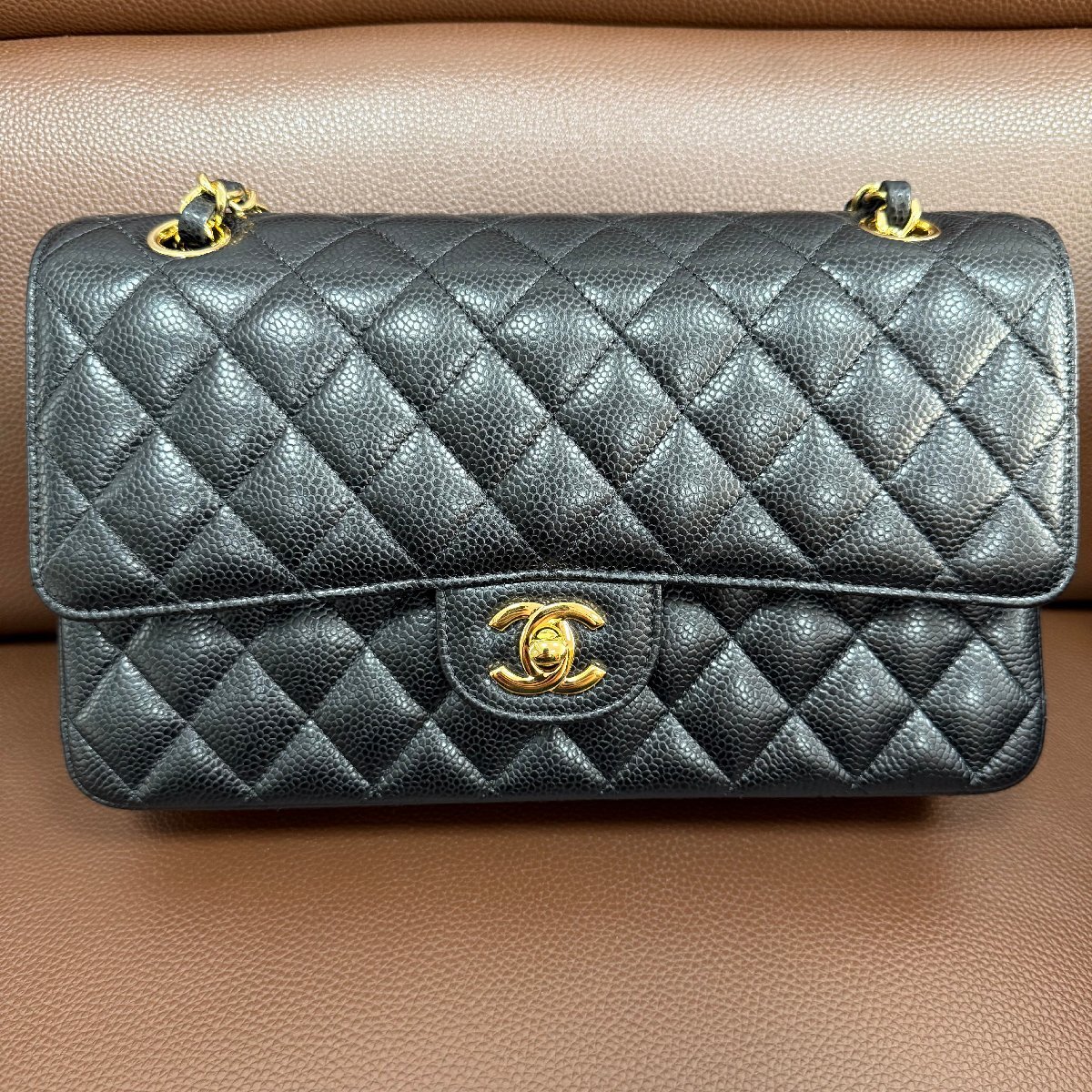 【未使用に近い】新品未使用 ※CHANEL シャネル※ A01112 ダブルフラップマトラッセ キャビアスキン ゴールド金具 チェーンショルダーバッグ ブランドの落札情報詳細 - Yahoo ...