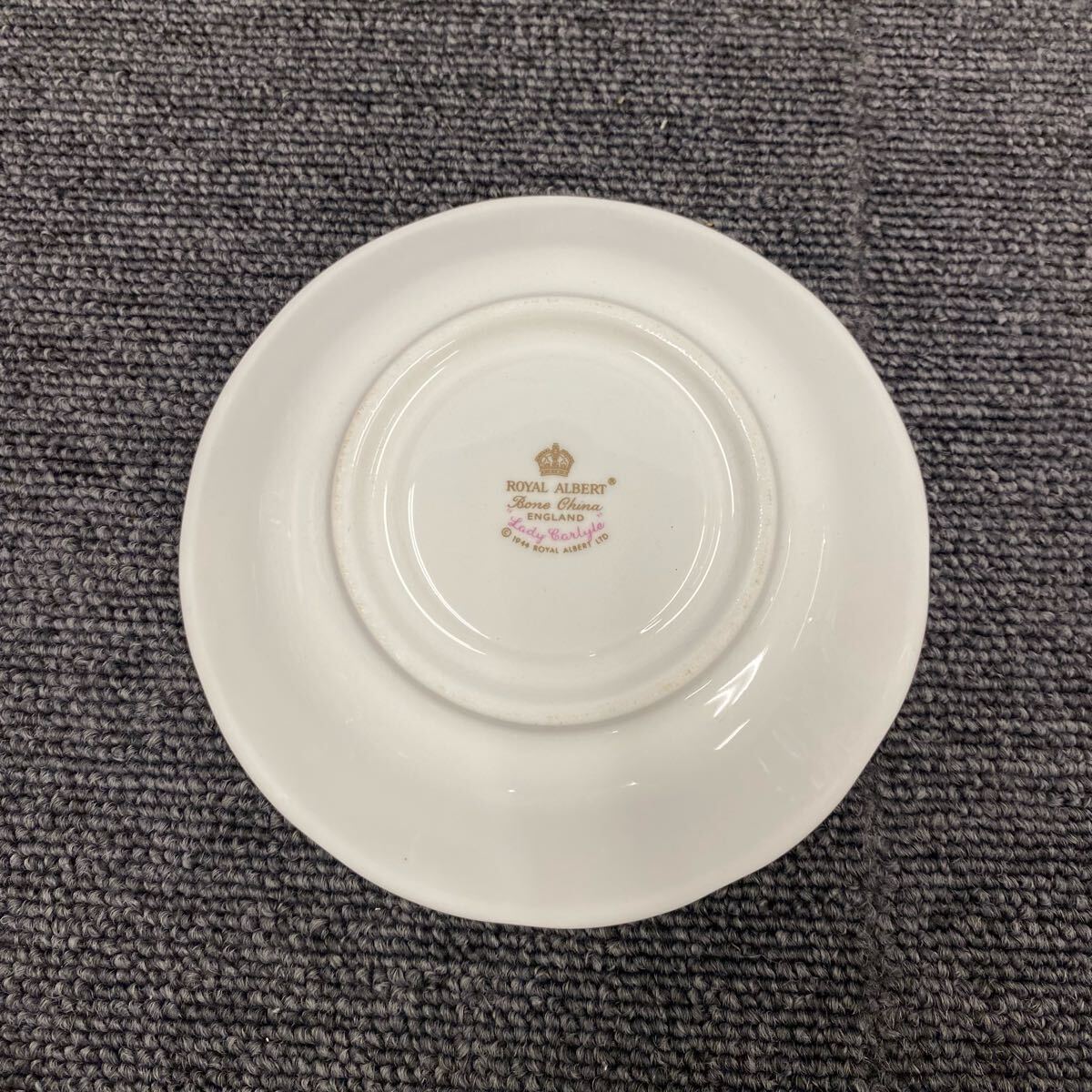 【やや傷や汚れあり】 【売り切り】ROYAL ALBERT/ロイヤルアルバート レディアスコット＆レディカーライル カップ＆ソーサー 2客セットの落札情報詳細 - Yahoo!オークション落札 ...