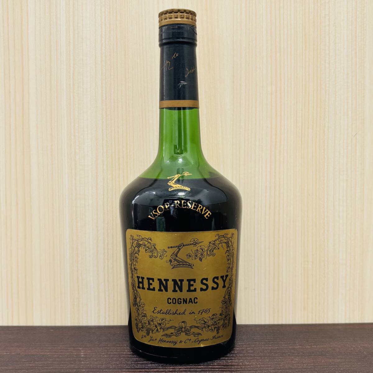 【目立った傷や汚れなし】未開封 Hennessy ヘネシー COGNAC コニャック V.S.O.P RESERVE リザーブ 1765年 リザーブ コニャック ブランデー 700ml 1円 ...