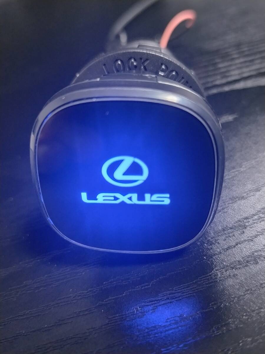【未使用】LEXUSレクサス シガーソケット USB 3ポート 急速充電器 LS500h GS300h GS350 GS450h IS300h ...