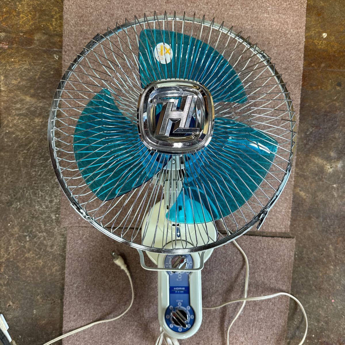 【傷や汚れあり】HORIE 壁掛け扇風機 ブルー ホリエ電機株式会社 HF-30 DWC 昭和レトロ アンティーク 当時物 動作確認済 箱付き ...
