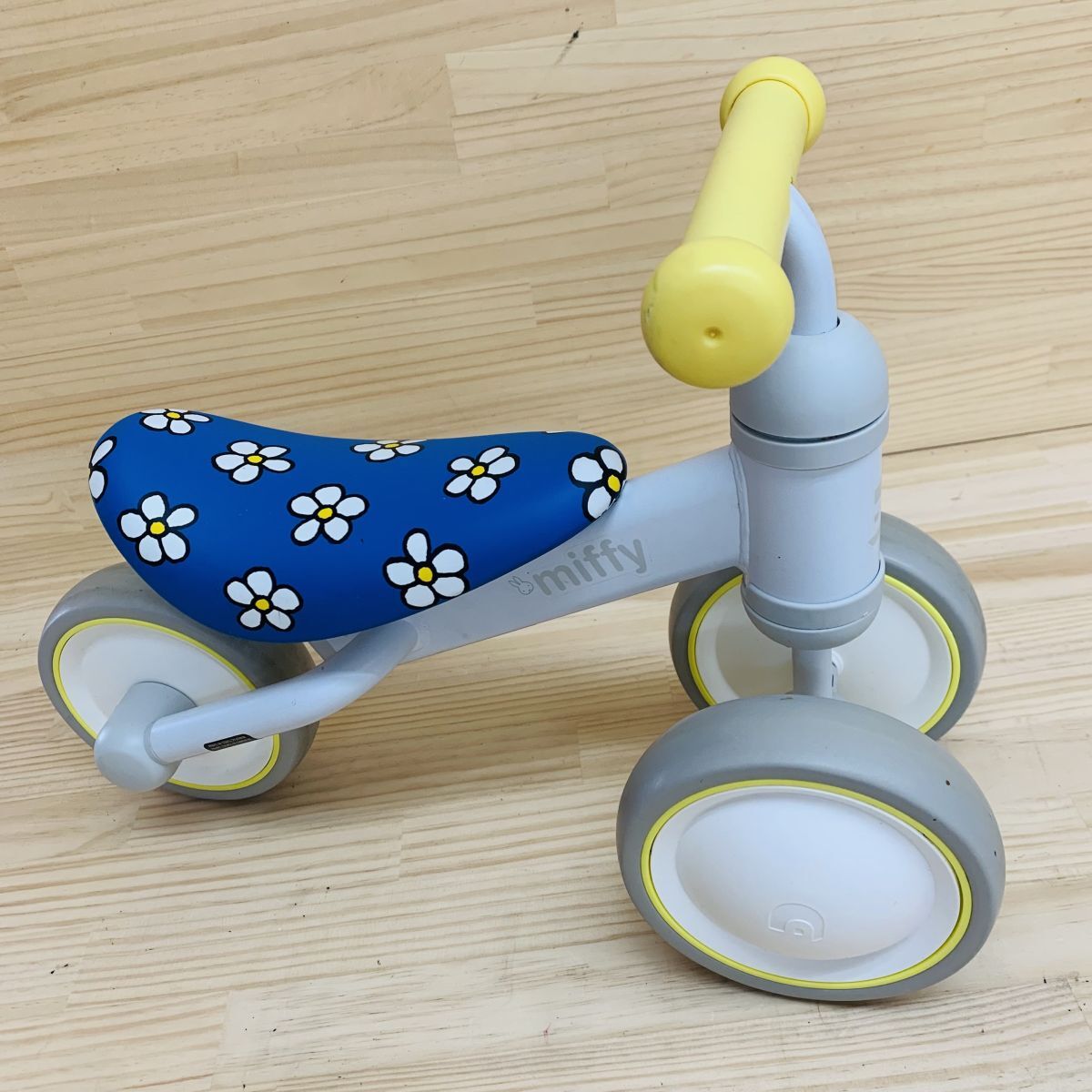 【傷や汚れあり】ZZ47452 ides アイデス D-Bike ディーバイク mini miffy ミッフィー 三輪車の落札情報詳細 - Yahoo!オークション落札価格検索 オークフリー