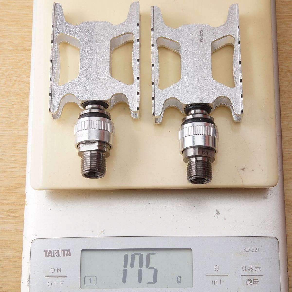 【未使用】[未使用171g] 超軽量ペダル ACEOFFIX クイックリリース チタンアクスル PD-025 Ti/ DAHON ルノー K3 ...