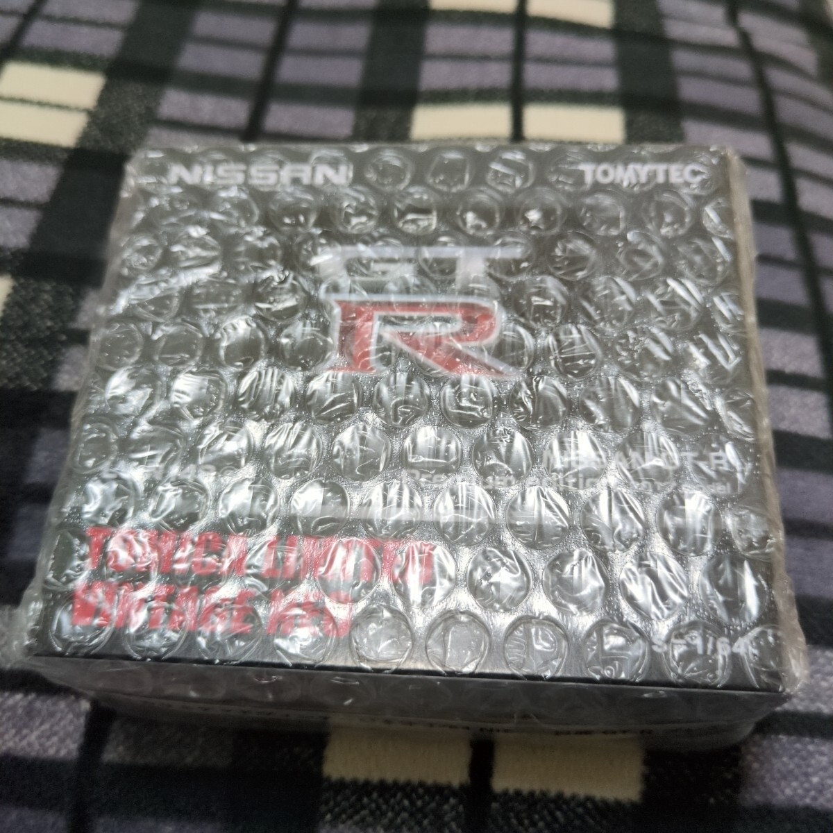 【未使用】LV-N217a NISSAN GT-R NISMO 2020 model （白） （1/64スケール トミカリミテッドヴィンテージ ...