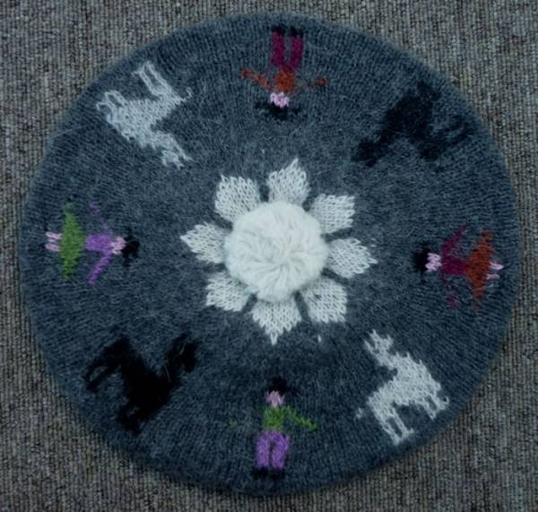 【未使用】送料無料 アルパカ100％ E6 ベレー帽子 リャマ柄 インディオ柄 インカ アンデス ペルーの落札情報詳細 - ヤフオク落札価格 ...