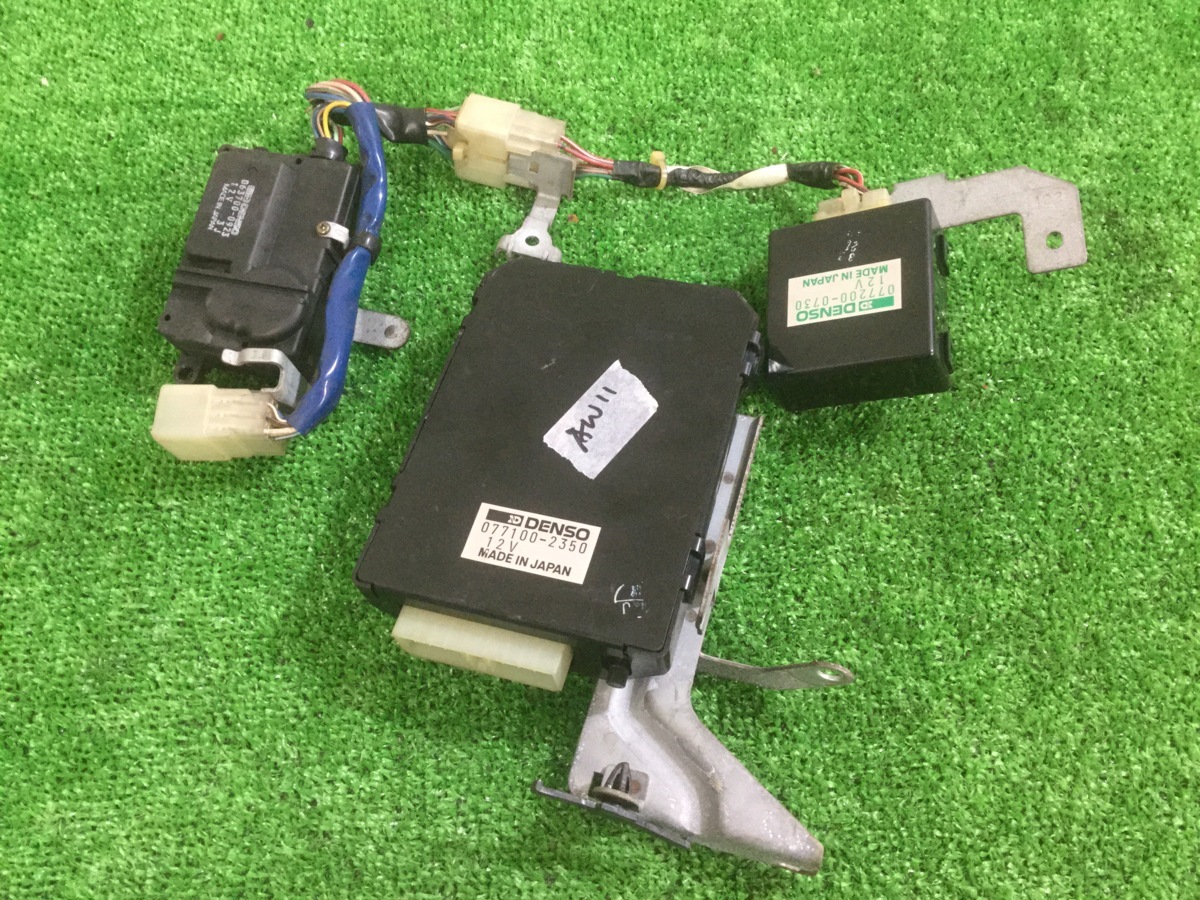 MR-2 MR2 AW11 純正 ヒーターコントロール 077100-2350 AC AMPLIFIER AMP 077200-0730の落札 ...