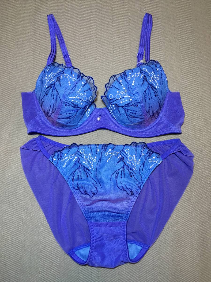 【新品】定価6480円 新品 タグ付き ワコール アンフィ amphi C65 M レース ブラジャー ショーツ 上下 セット パンツ パール ブルー 青の落札情報詳細 - ヤフオク落札価格 ...