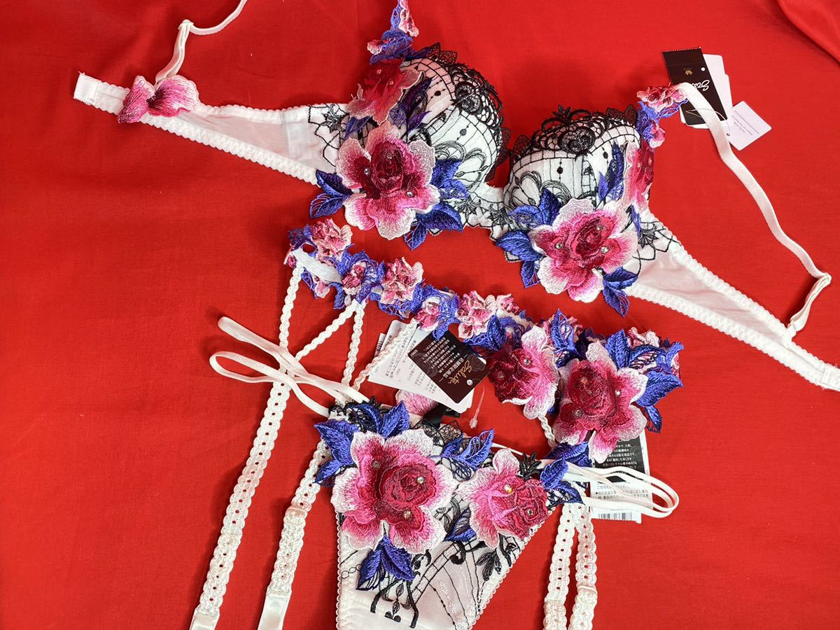 【未使用】サルート 29グループ 愛人 ラマン C70&M&M IV 店舗限定の落札情報詳細 - ヤフオク落札価格検索 オークフリー